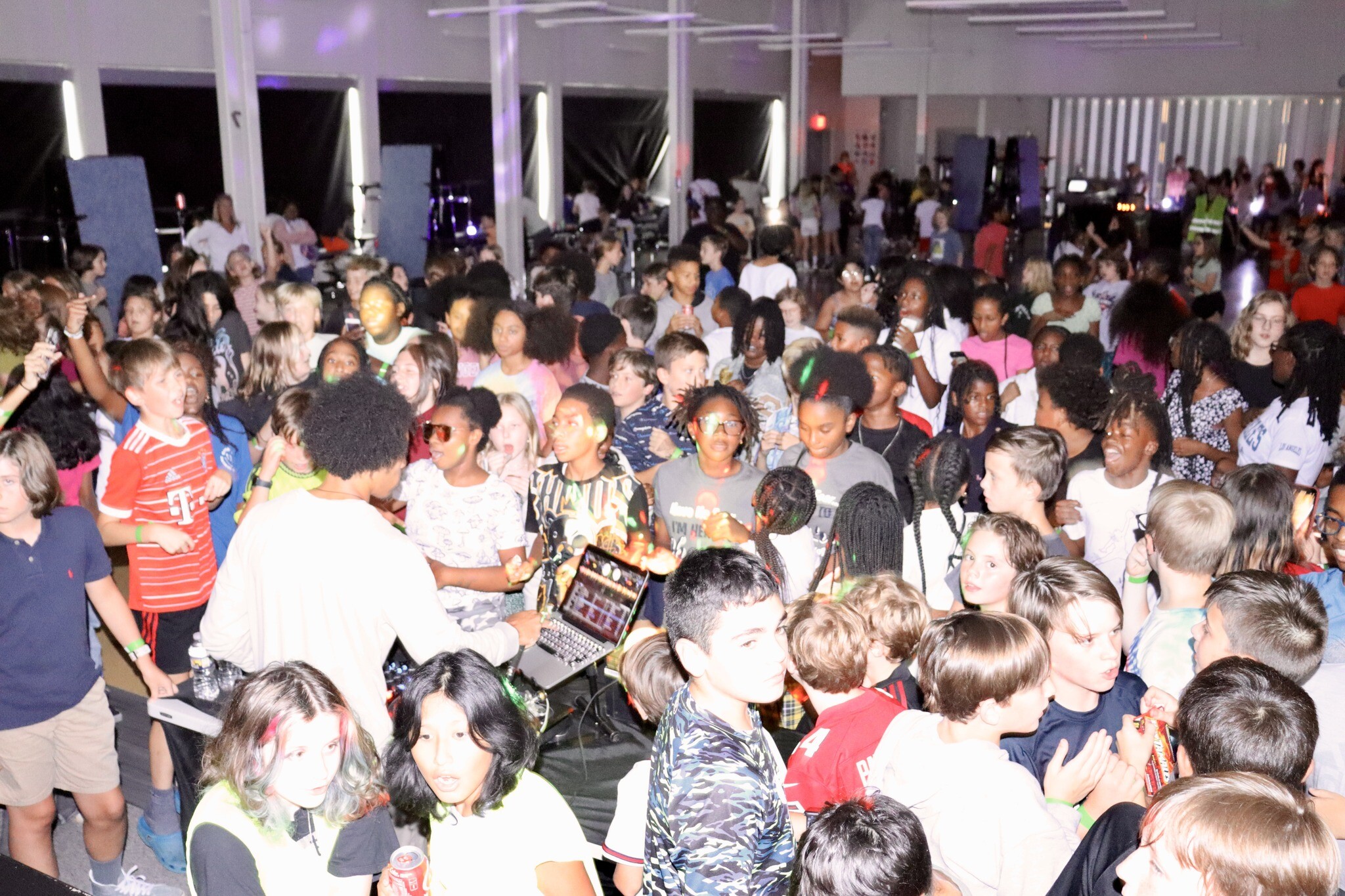 2024 6th Grade Dance Party! (Fall) | Beacon Hill Middle School PTA