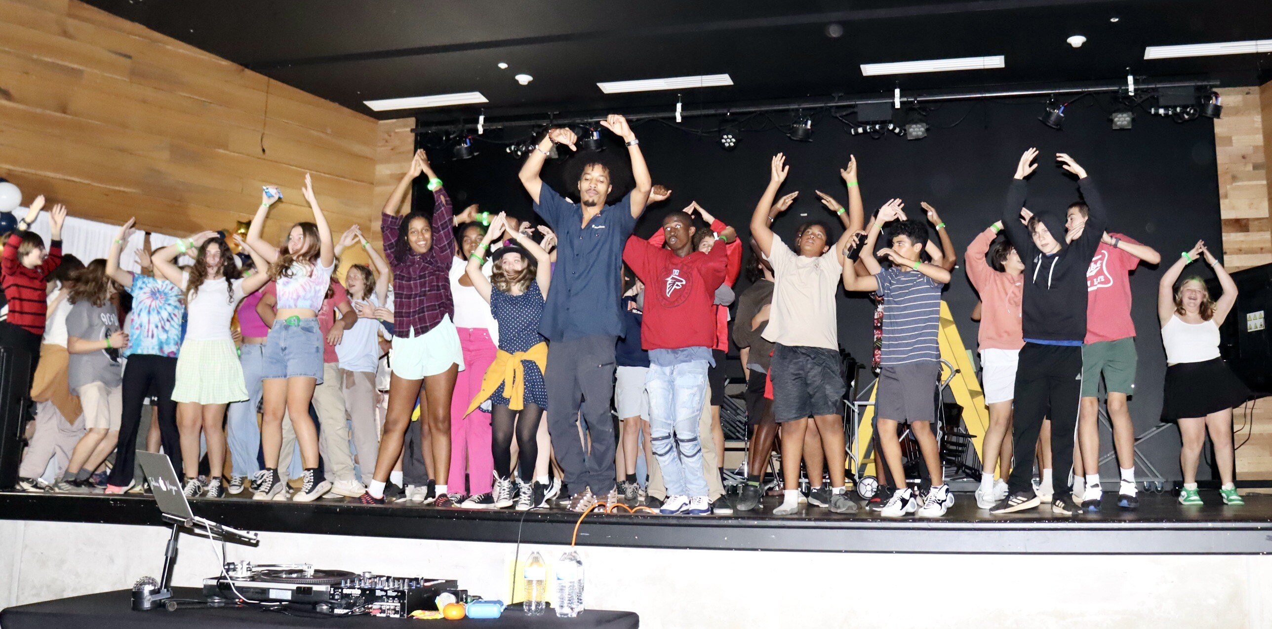 2024 8th Grade Dance Party! (Fall) | Beacon Hill Middle School PTA
