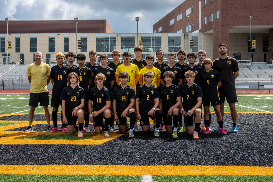 Help Fort Zumwalt East Soccer Kick Out Cancer