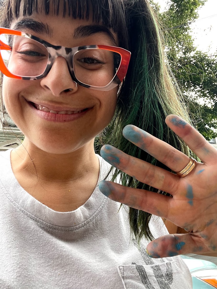 Help Alex Makes Art Build a Resource Library!