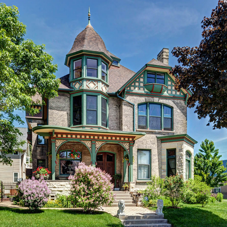 Victor Schlitz Mansion Tour | NEAR WEST SIDE PARTNERS INC