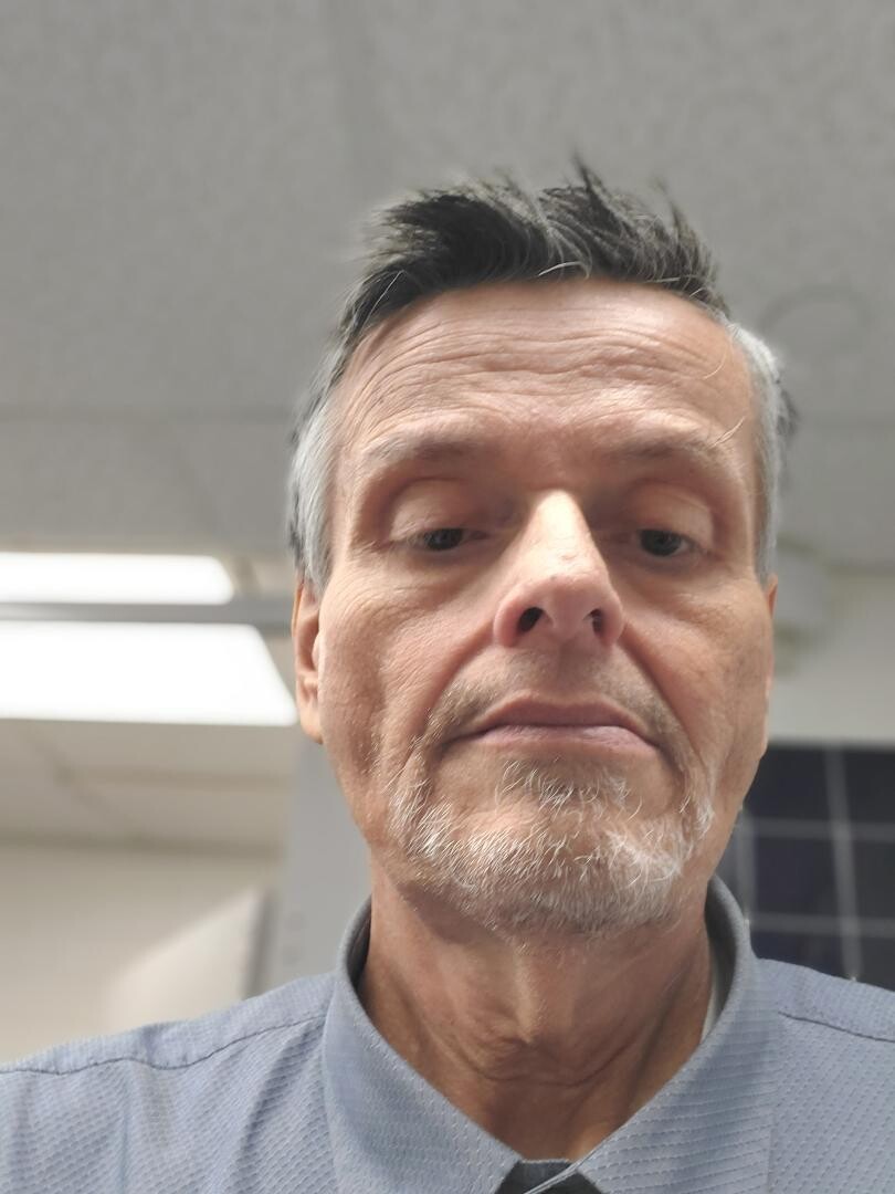 Join Randy's friends to make his last days,hopeful