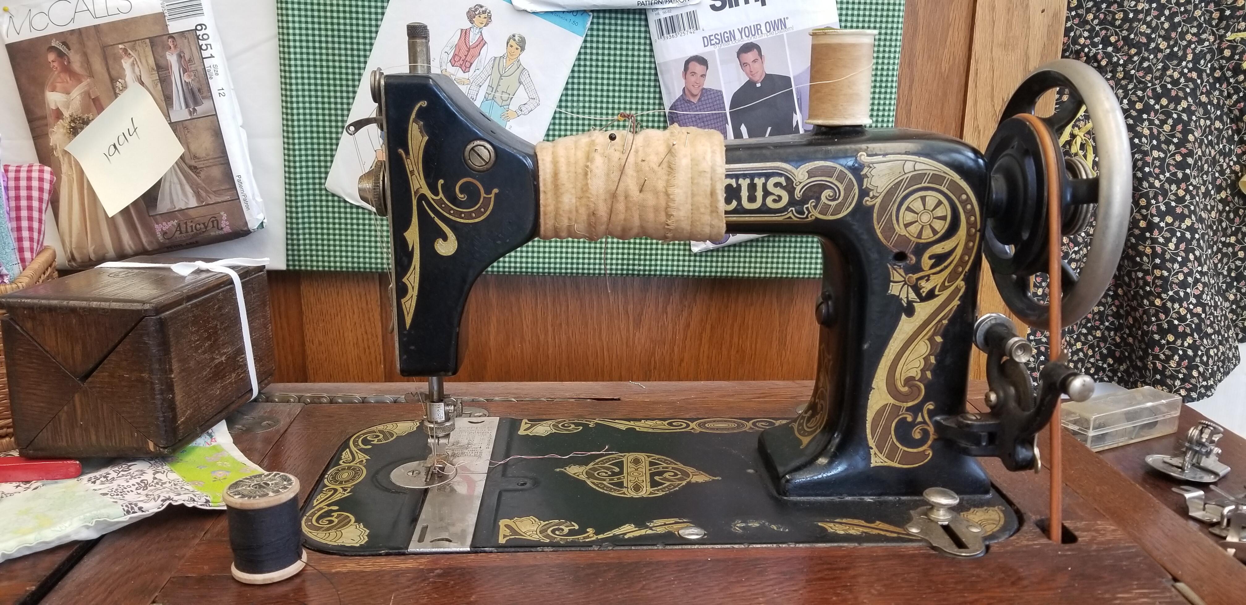 Sew Historic- Historic Fashion from the Inside Out | Carlton Cty ...