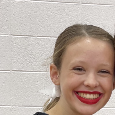 Lexington Catholic Cheerleaders Travel to National Competition!