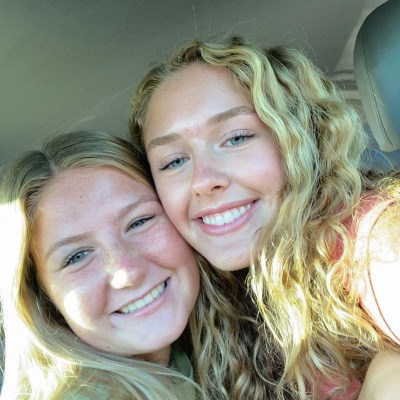 Julianna Brooks's Instagram, Twitter & Facebook on IDCrawl